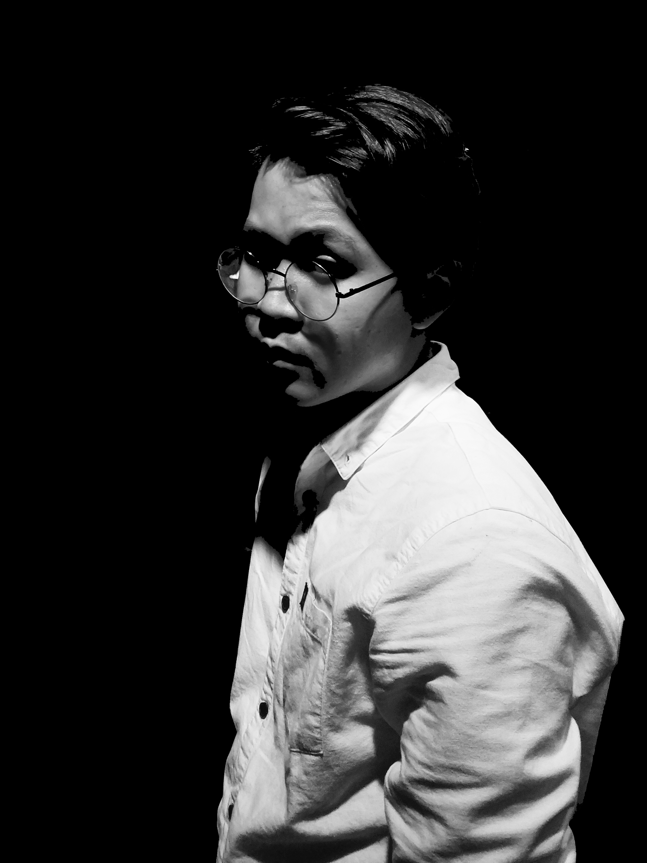 Geryan Abdi Ikhtiar — A onepage portfolio HTML template by Colorlib